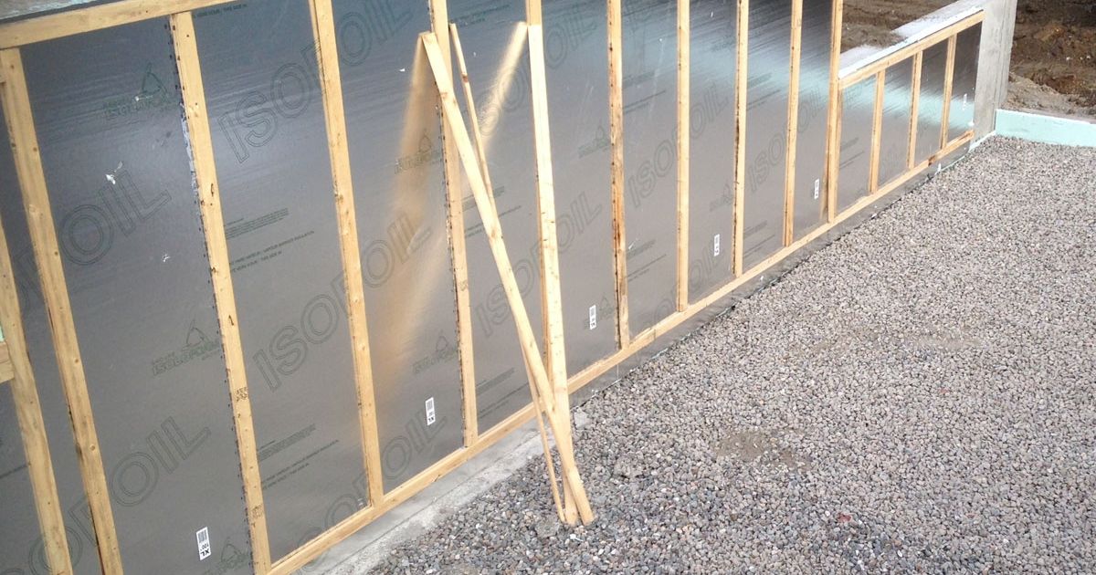 Isolant rigide avec pare-vapeur ISOFOIL par Groupe Isolofoam ...